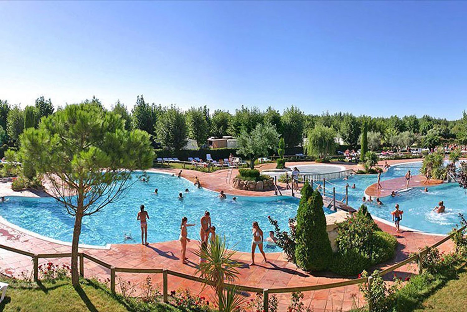 Yelloh! Village Le Serignan Plage! Één van de beste campings aan de ...